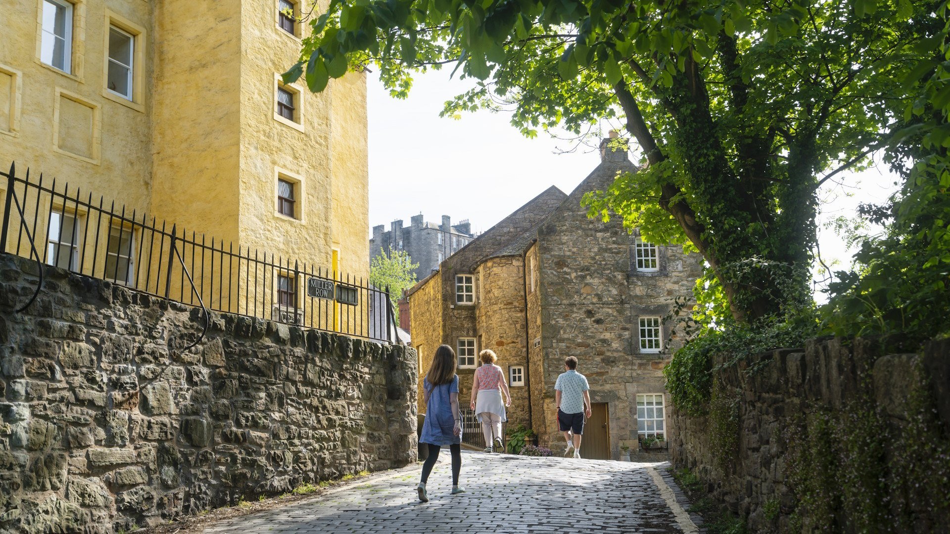 Edinburgh's New Town & Dean Village Private Walking Tour